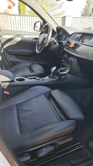 Balts BMW X1 2014 Radviliškis, ar dzinēja tilpumu 2.00 L un nobraukumu 223 tūkst. km par 8700 €, foto 24 vietnē AUTOMOTO.COM.LV
