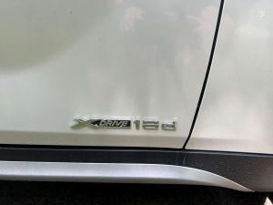 White BMW X1 2014 in Utena, with an engine capacity of 2.00 L and mileage of 233 thousand km for 7200 €, photo 9 on AUTOMOTO.COM.LV