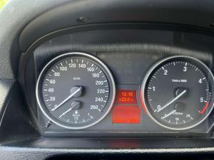 White BMW X1 2014 in Utena, with an engine capacity of 2.00 L and mileage of 233 thousand km for 7200 €, photo 13 on AUTOMOTO.COM.LV