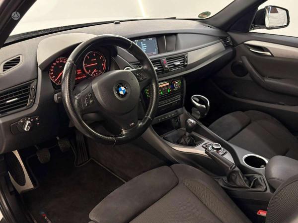 Balts BMW X1 2014 Marijampole, ar dzinēja tilpumu 2.00 L un nobraukumu 237 tūkst. km par 8650 €, foto 2 vietnē AUTOMOTO.COM.LV