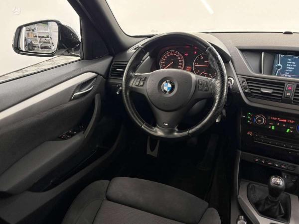 Balts BMW X1 2014 Marijampole, ar dzinēja tilpumu 2.00 L un nobraukumu 237 tūkst. km par 8650 €, foto 8 vietnē AUTOMOTO.COM.LV