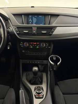 Balts BMW X1 2014 Marijampole, ar dzinēja tilpumu 2.00 L un nobraukumu 237 tūkst. km par 8650 €, foto 5 vietnē AUTOMOTO.COM.LV