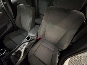 Balts BMW X1 2014 Marijampole, ar dzinēja tilpumu 2.00 L un nobraukumu 237 tūkst. km par 8650 €, foto 14 vietnē AUTOMOTO.COM.LV