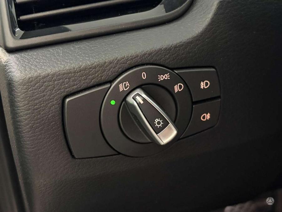 Balts BMW X1 2014 Marijampole, ar dzinēja tilpumu 2.00 L un nobraukumu 237 tūkst. km par 8650 €, foto 16 vietnē AUTOMOTO.COM.LV