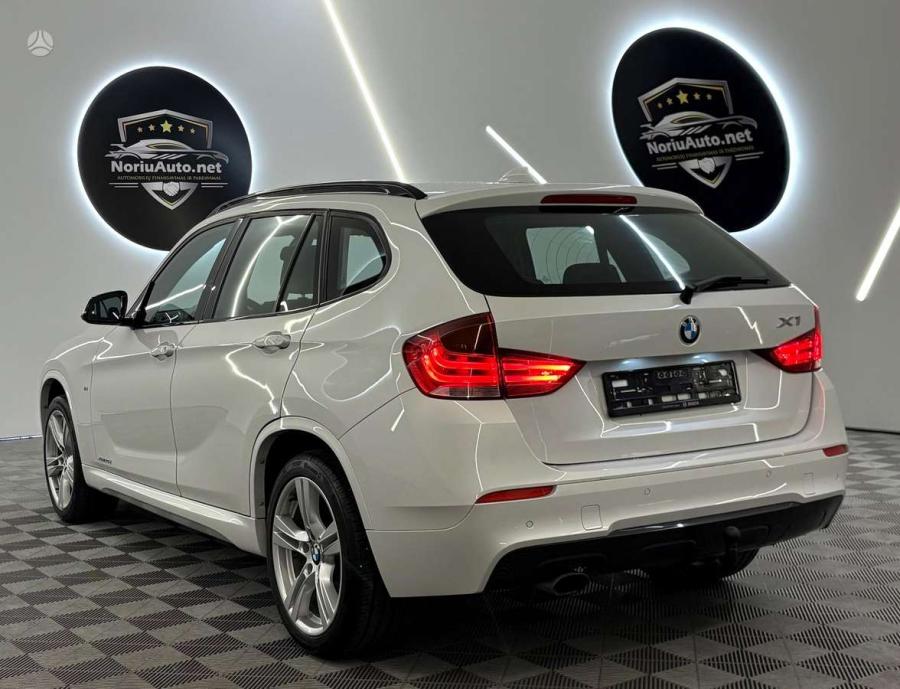 Balts BMW X1 2014 Marijampole, ar dzinēja tilpumu 2.00 L un nobraukumu 237 tūkst. km par 8650 €, foto 23 vietnē AUTOMOTO.COM.LV