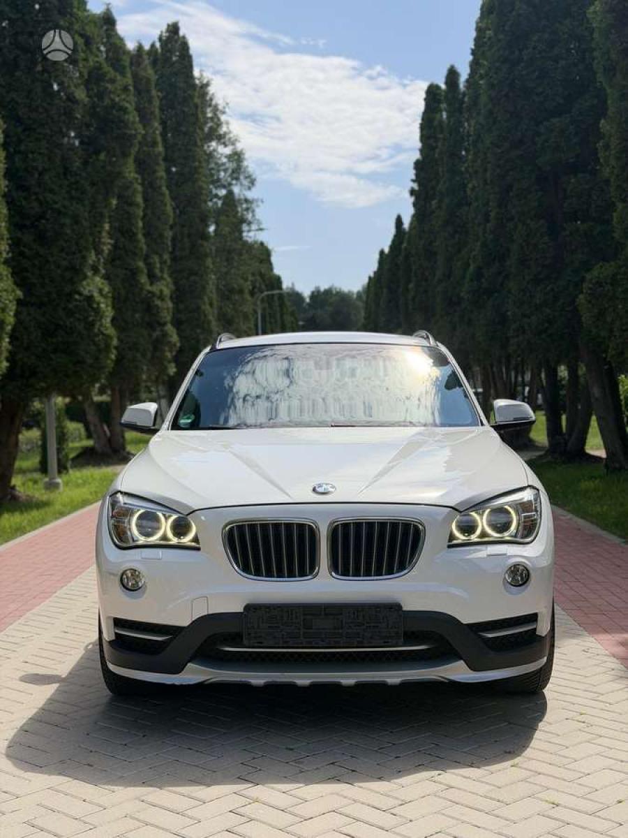 White BMW X1 2014 in Kazlu Ruda, with an engine capacity of 2.00 L and mileage of 226 thousand km for 7450 €, photo 3 on AUTOMOTO.COM.LV
