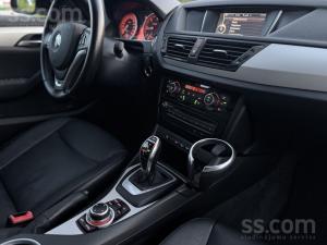 Белый БМВ Х1 2014 в Елгава, объемом двигателя 2.00 л и пробегом 150 тыс. км за 9990 €, фото 14 на AUTOMOTO.COM.LV