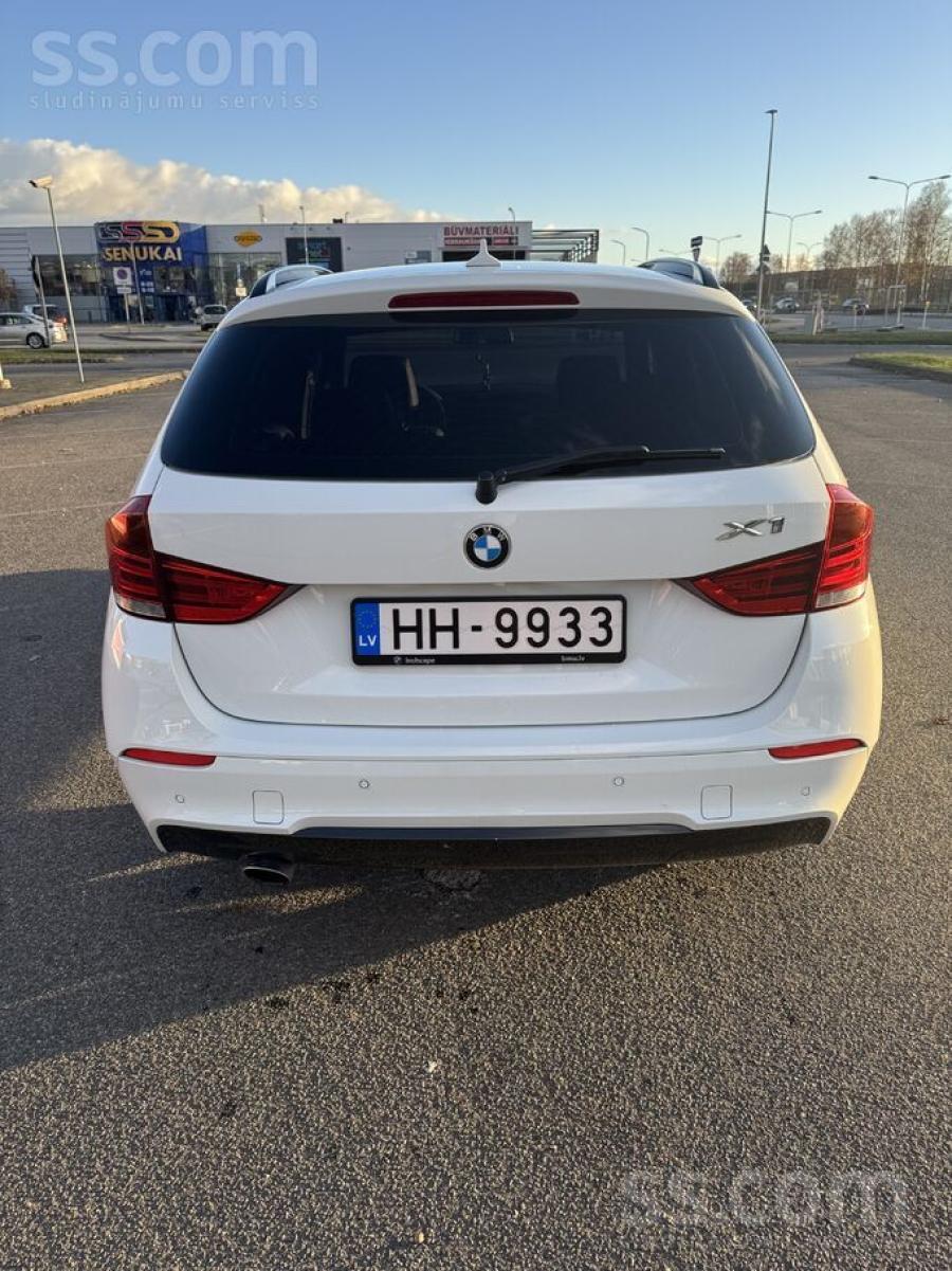 Balts BMW X1 2014 Rīga, ar dzinēja tilpumu 2.00 L un nobraukumu 165 tūkst. km par 9200 €, foto 4 vietnē AUTOMOTO.COM.LV