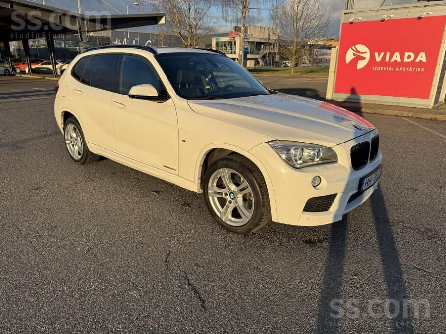 Balts BMW X1 2014 Rīga, ar dzinēja tilpumu 2.00 L un nobraukumu 165 tūkst. km par 9200 €, foto 7 vietnē AUTOMOTO.COM.LV