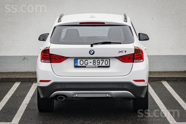 White BMW X1 2014 in Riga, with an engine capacity of 2.00 L and mileage of 165 thousand km for 7995 €, photo 5 on AUTOMOTO.COM.LV