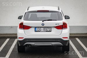 Белый БМВ Х1 2014 в Рига, объемом двигателя 2.00 л и пробегом 165 тыс. км за 7995 €, фото 6 на AUTOMOTO.COM.LV