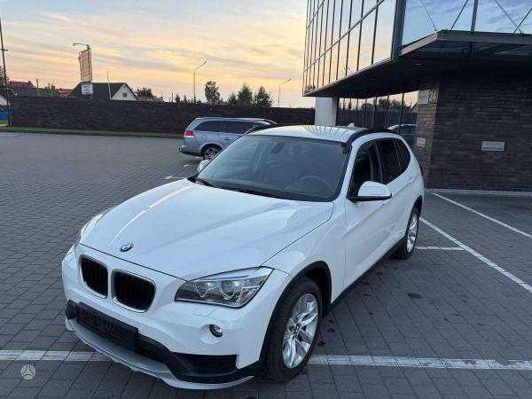 Balts BMW X1 2014 Marijampole, ar dzinēja tilpumu 2.00 L un nobraukumu 220 tūkst. km par 8900 €, foto 1 vietnē AUTOMOTO.COM.LV