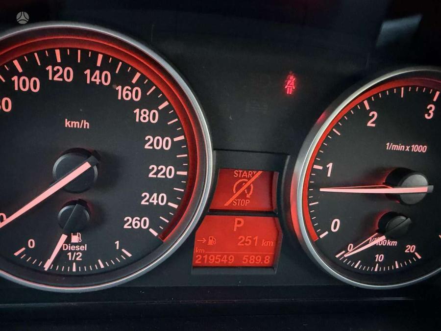 Balts BMW X1 2014 Marijampole, ar dzinēja tilpumu 2.00 L un nobraukumu 220 tūkst. km par 8900 €, foto 18 vietnē AUTOMOTO.COM.LV