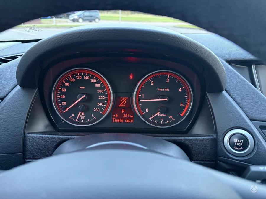 Balts BMW X1 2014 Marijampole, ar dzinēja tilpumu 2.00 L un nobraukumu 220 tūkst. km par 8900 €, foto 20 vietnē AUTOMOTO.COM.LV