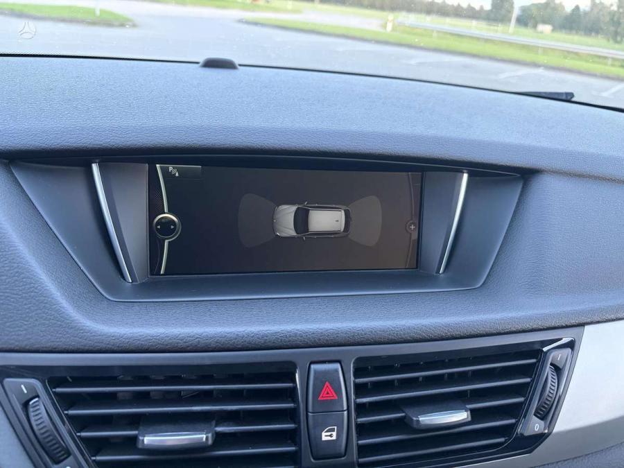 Balts BMW X1 2014 Marijampole, ar dzinēja tilpumu 2.00 L un nobraukumu 220 tūkst. km par 8900 €, foto 21 vietnē AUTOMOTO.COM.LV