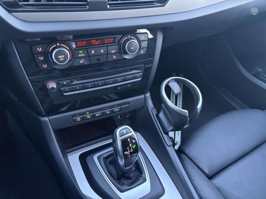 Balts BMW X1 2014 Marijampole, ar dzinēja tilpumu 2.00 L un nobraukumu 220 tūkst. km par 8900 €, foto 24 vietnē AUTOMOTO.COM.LV