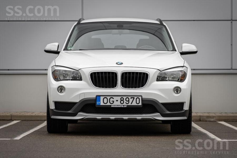 White BMW X1 2014 in Riga, with an engine capacity of 2.00 L and mileage of 165 thousand km for 7995 €, photo 3 on AUTOMOTO.COM.LV