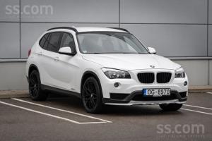 White BMW X1 2014 in Riga, with an engine capacity of 2.00 L and mileage of 165 thousand km for 7995 €, photo 4 on AUTOMOTO.COM.LV