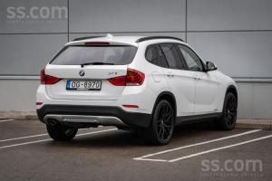 White BMW X1 2014 in Riga, with an engine capacity of 2.00 L and mileage of 165 thousand km for 7995 €, photo 5 on AUTOMOTO.COM.LV