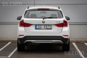 White BMW X1 2014 in Riga, with an engine capacity of 2.00 L and mileage of 165 thousand km for 7995 €, photo 6 on AUTOMOTO.COM.LV