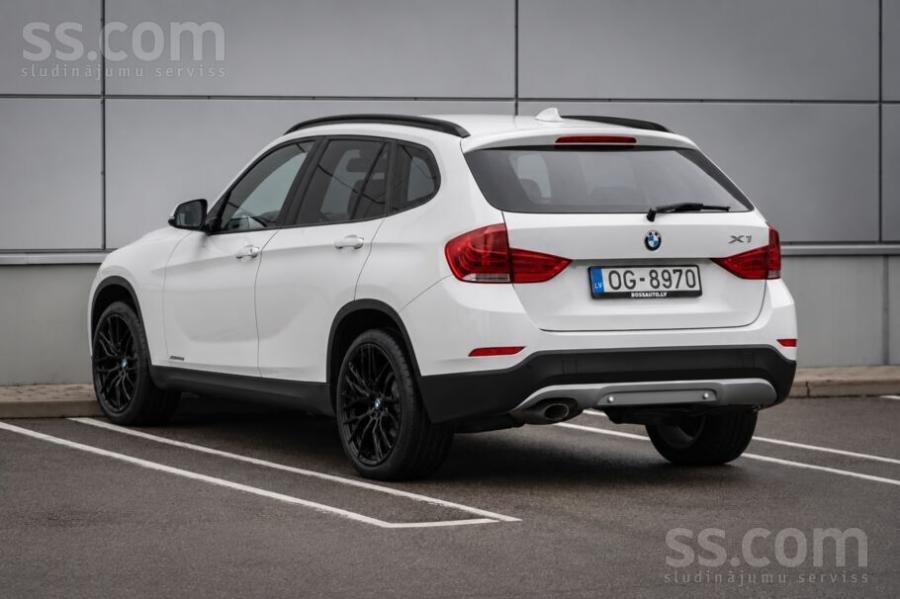 White BMW X1 2014 in Riga, with an engine capacity of 2.00 L and mileage of 165 thousand km for 7995 €, photo 7 on AUTOMOTO.COM.LV