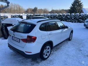 Balts BMW X1 2015 Viļņa, ar dzinēja tilpumu 2.00 L un nobraukumu 180 tūkst. km par 9750 €, foto  vietnē AUTOMOTO.COM.LV