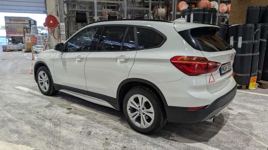 Balts BMW X1 2015 Viļņa, ar dzinēja tilpumu 2.00 L un nobraukumu 223 tūkst. km par 13500 €, foto 5 vietnē AUTOMOTO.COM.LV