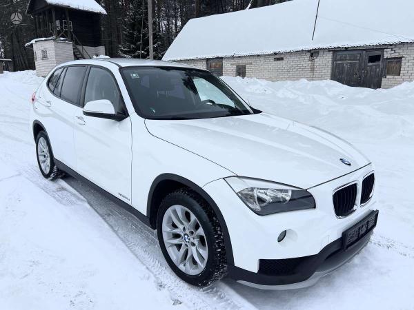 White BMW X1 2015 in Utena, with an engine capacity of 2.00 L and mileage of 218 thousand km for 5950 €, photo 1 on AUTOMOTO.COM.LV