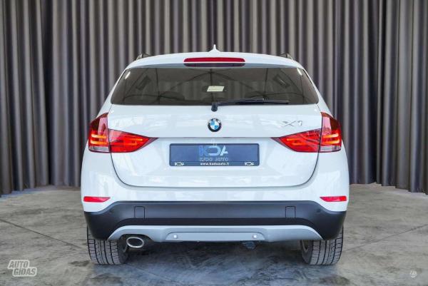 White BMW X1 2015 in Marijampole, with an engine capacity of 2.00 L and mileage of 123 thousand km for 9450 €, photo 10 on AUTOMOTO.COM.LV