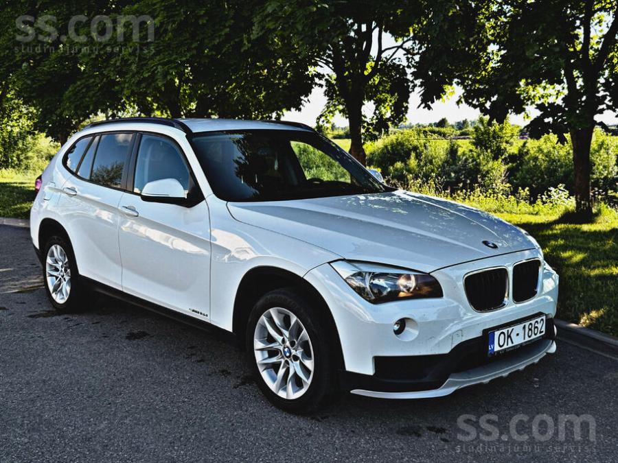 Balts BMW X1 2015 Daugavpils, ar dzinēja tilpumu 2.00 L un nobraukumu 300 tūkst. km par 7500 €, foto 3 vietnē AUTOMOTO.COM.LV