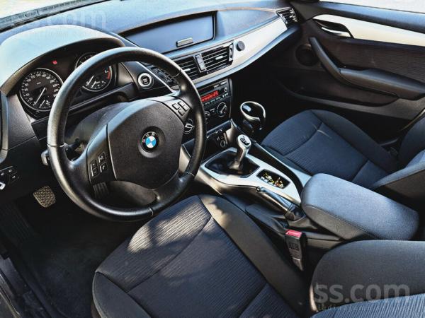 Balts BMW X1 2015 Daugavpils, ar dzinēja tilpumu 2.00 L un nobraukumu 300 tūkst. km par 7500 €, foto 7 vietnē AUTOMOTO.COM.LV