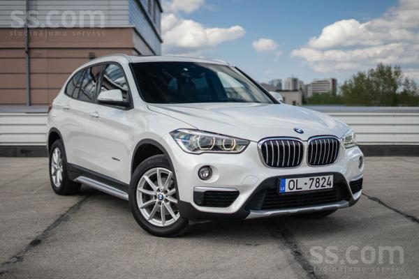 White BMW X1 2015 in Riga, with an engine capacity of 2.00 L and mileage of 291 thousand km for 13690 €, photo 4 on AUTOMOTO.COM.LV