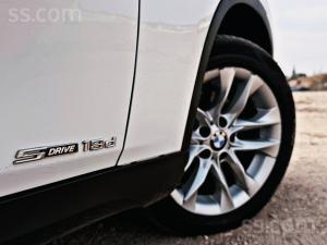 White BMW X1 2015 in Riga, with an engine capacity of 2.00 L and mileage of 298 thousand km for 7400 €, photo 10 on AUTOMOTO.COM.LV