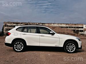 Balts BMW X1 2015 Rīga, ar dzinēja tilpumu 2.00 L un nobraukumu 299 tūkst. km par 6800 €, foto 8 vietnē AUTOMOTO.COM.LV
