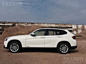 Balts BMW X1 2015 Rīga, ar dzinēja tilpumu 2.00 L un nobraukumu 299 tūkst. km par 6800 €, foto 9 vietnē AUTOMOTO.COM.LV