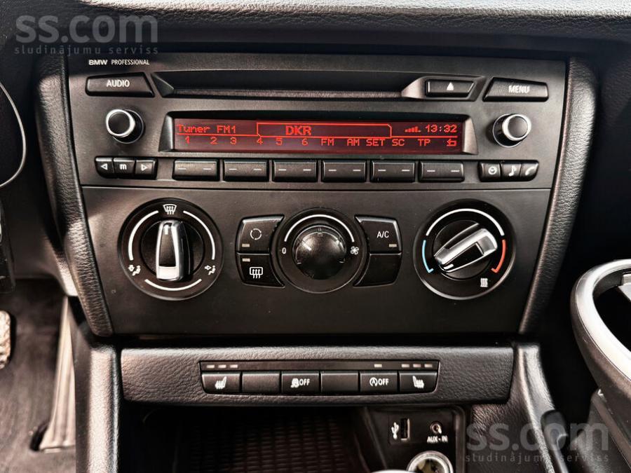 Balts BMW X1 2015 Rīga, ar dzinēja tilpumu 2.00 L un nobraukumu 299 tūkst. km par 6800 €, foto 12 vietnē AUTOMOTO.COM.LV