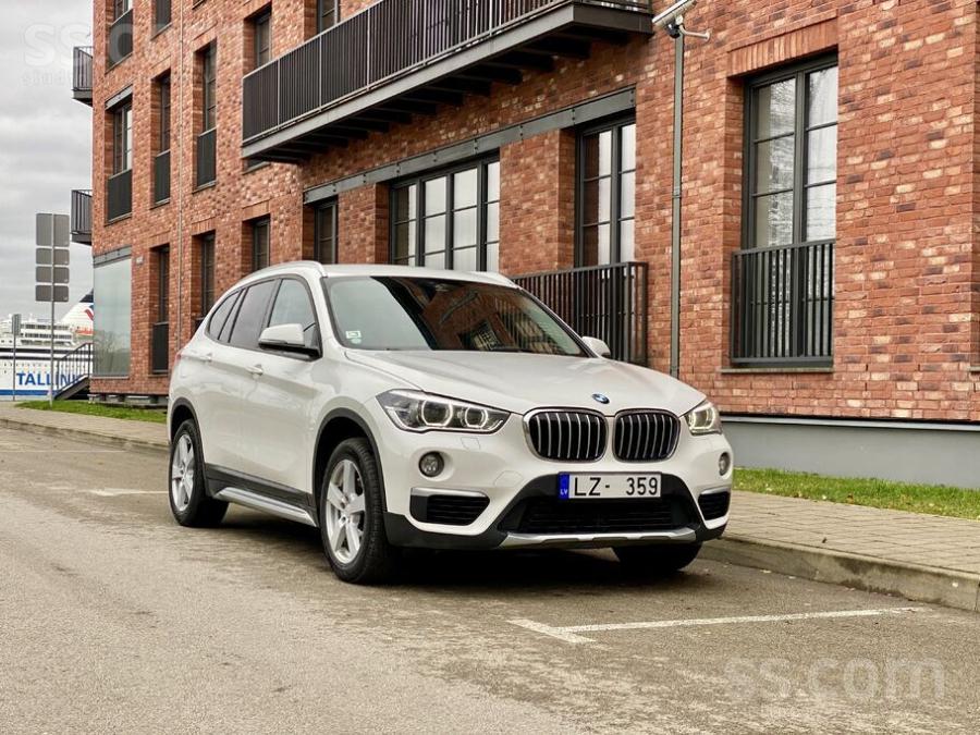 Balts BMW X1 2015 Rīga, ar dzinēja tilpumu 2.00 L un nobraukumu 290 tūkst. km par 12900 €, foto 1 vietnē AUTOMOTO.COM.LV
