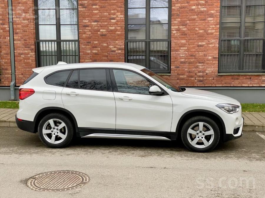 Balts BMW X1 2015 Rīga, ar dzinēja tilpumu 2.00 L un nobraukumu 290 tūkst. km par 12900 €, foto 3 vietnē AUTOMOTO.COM.LV