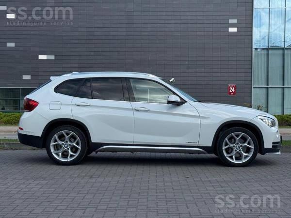 Balts BMW X1 2015 Jelgava, ar dzinēja tilpumu 2.00 L un nobraukumu 0 tūkst. km par 8590 €, foto 6 vietnē AUTOMOTO.COM.LV