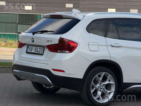 Balts BMW X1 2015 Jelgava, ar dzinēja tilpumu 2.00 L un nobraukumu 0 tūkst. km par 8590 €, foto 10 vietnē AUTOMOTO.COM.LV