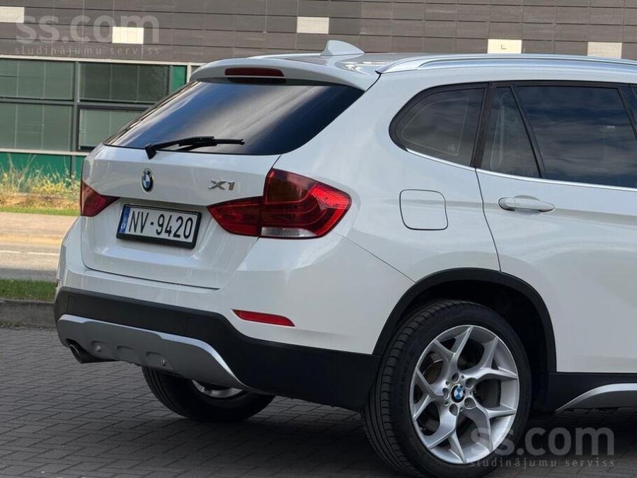 Balts BMW X1 2015 Jelgava, ar dzinēja tilpumu 2.00 L un nobraukumu 0 tūkst. km par 8590 €, foto 11 vietnē AUTOMOTO.COM.LV