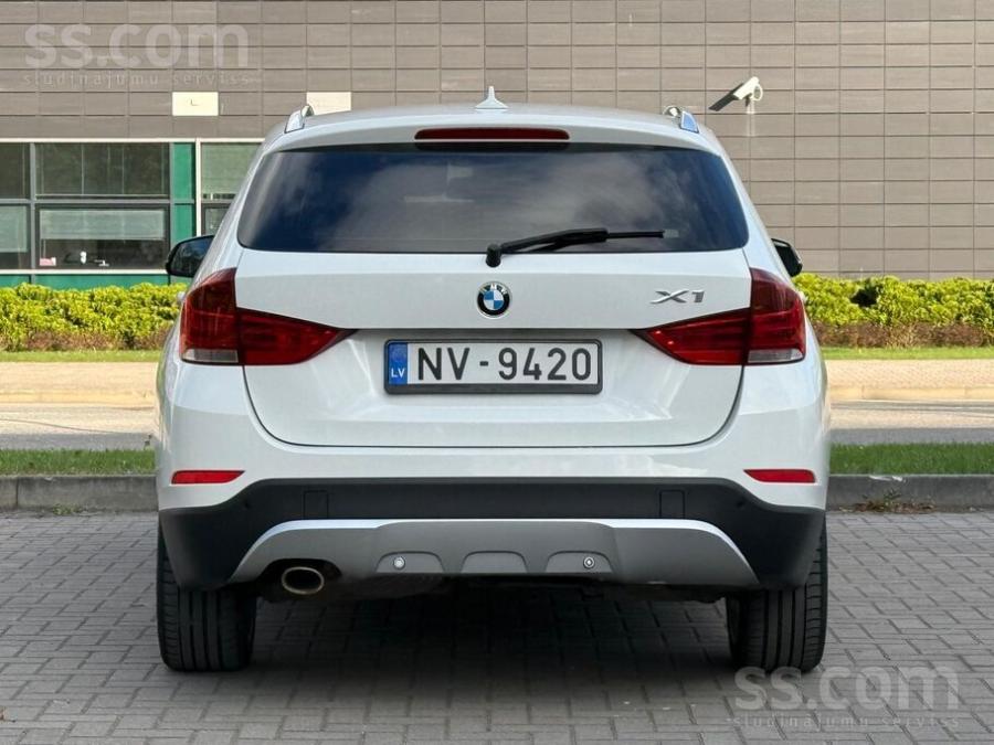 Balts BMW X1 2015 Jelgava, ar dzinēja tilpumu 2.00 L un nobraukumu 0 tūkst. km par 8590 €, foto 12 vietnē AUTOMOTO.COM.LV