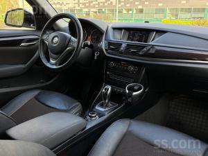 Balts BMW X1 2015 Jelgava, ar dzinēja tilpumu 2.00 L un nobraukumu 0 tūkst. km par 8590 €, foto 23 vietnē AUTOMOTO.COM.LV