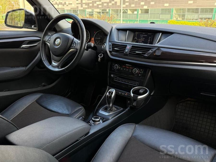 Balts BMW X1 2015 Jelgava, ar dzinēja tilpumu 2.00 L un nobraukumu 0 tūkst. km par 8590 €, foto 23 vietnē AUTOMOTO.COM.LV