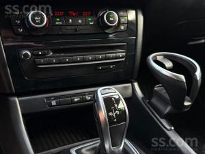 Balts BMW X1 2015 Jelgava, ar dzinēja tilpumu 2.00 L un nobraukumu 0 tūkst. km par 8590 €, foto 25 vietnē AUTOMOTO.COM.LV