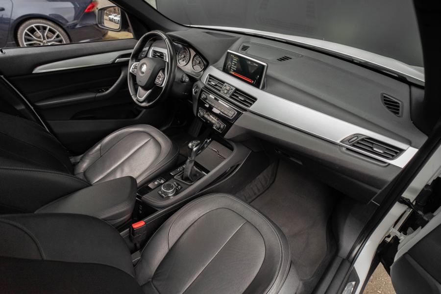Balts BMW X1 2015 Rīga, ar dzinēja tilpumu 2.00 L un nobraukumu 291 tūkst. km par 13250 €, foto 30 vietnē AUTOMOTO.COM.LV