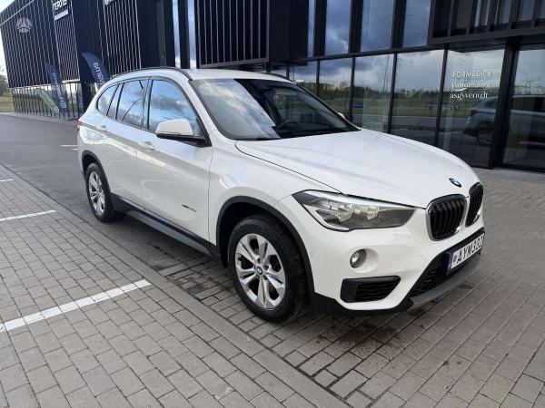 White BMW X1 2015 in Vilnius, with an engine capacity of 2.00 L and mileage of 311 thousand km for 12500 €, photo 1 on AUTOMOTO.COM.LV