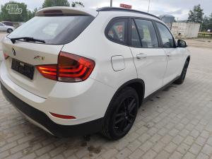 White BMW X1 2015 in Utena, with an engine capacity of 2.00 L and mileage of 165 thousand km for 6990 €, photo 8 on AUTOMOTO.COM.LV