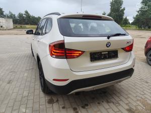 White BMW X1 2015 in Utena, with an engine capacity of 2.00 L and mileage of 165 thousand km for 6990 €, photo 12 on AUTOMOTO.COM.LV