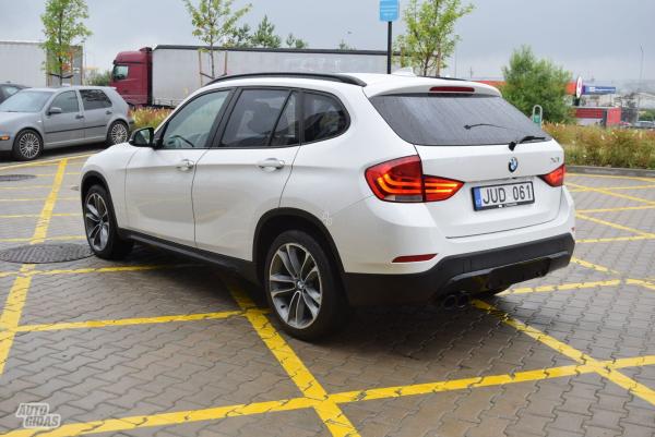 Balts BMW X1 2015 Viļņa, ar dzinēja tilpumu 3.00 L un nobraukumu 104 tūkst. km par 7900 €, foto 5 vietnē AUTOMOTO.COM.LV
